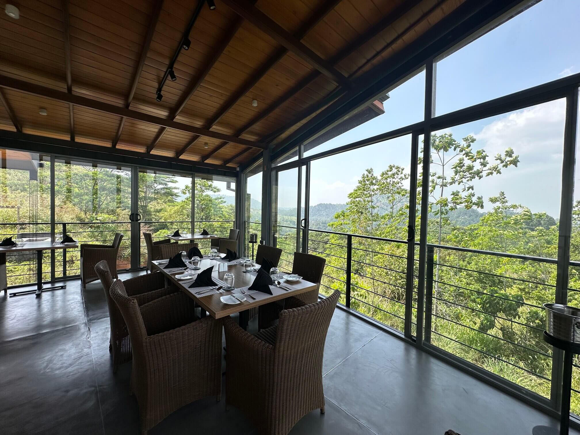 Amore Resort
